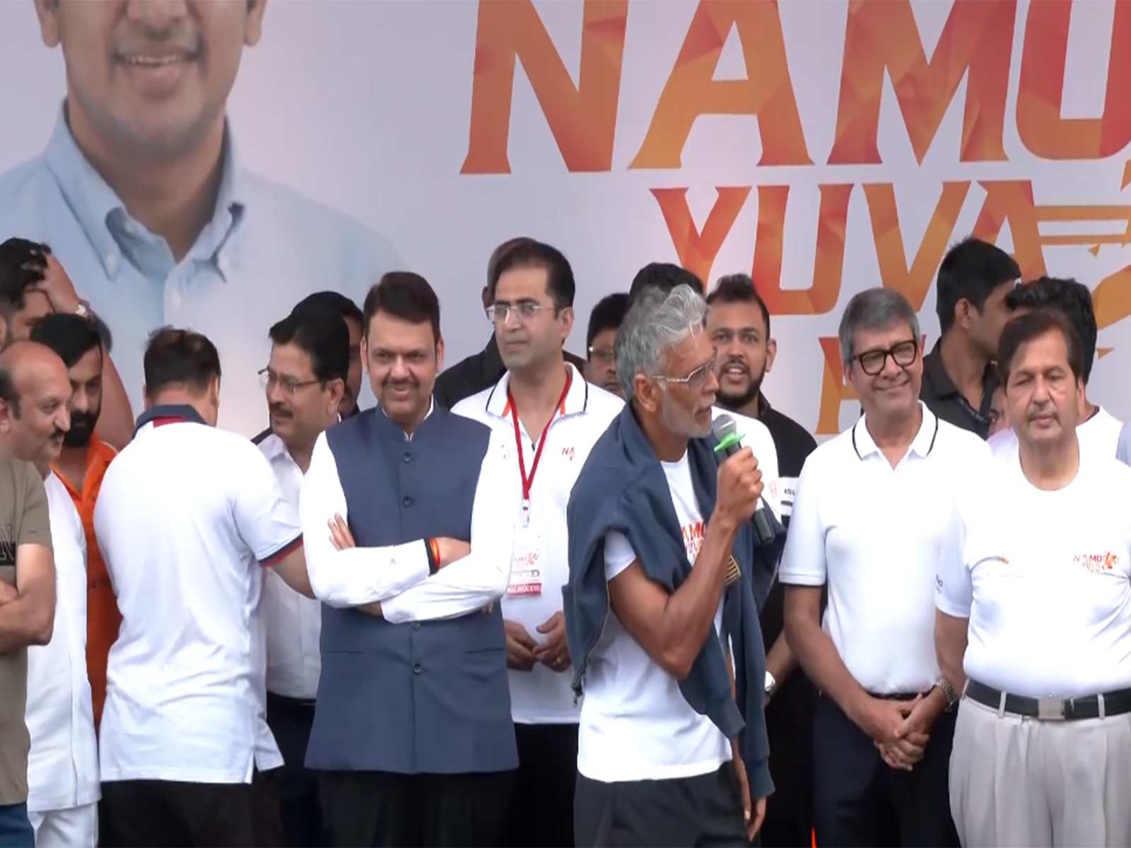 Milind Soman flags off 'Namo Yuva Run' in Mumbai, says "It's PM Modi's dream to make India drug ...